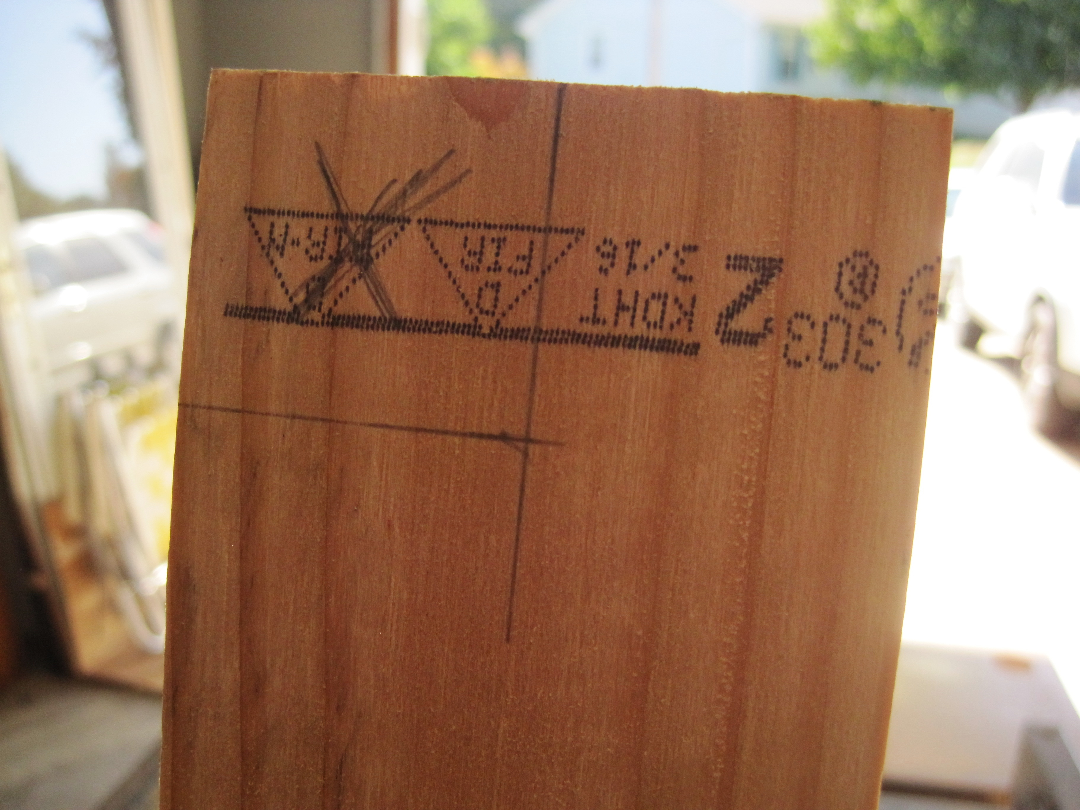 DIwYatt: Building the Base for the Dining Table - Loving Here
