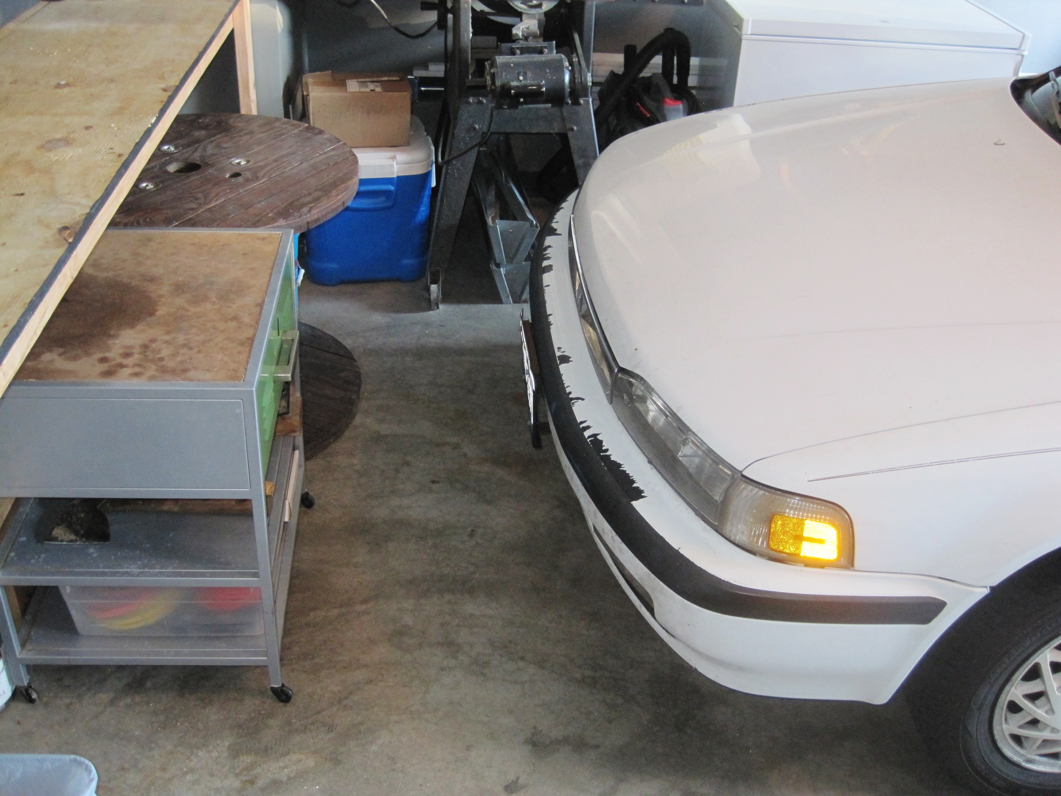 DIwYatt: Rolling Garage Cart - Loving Here