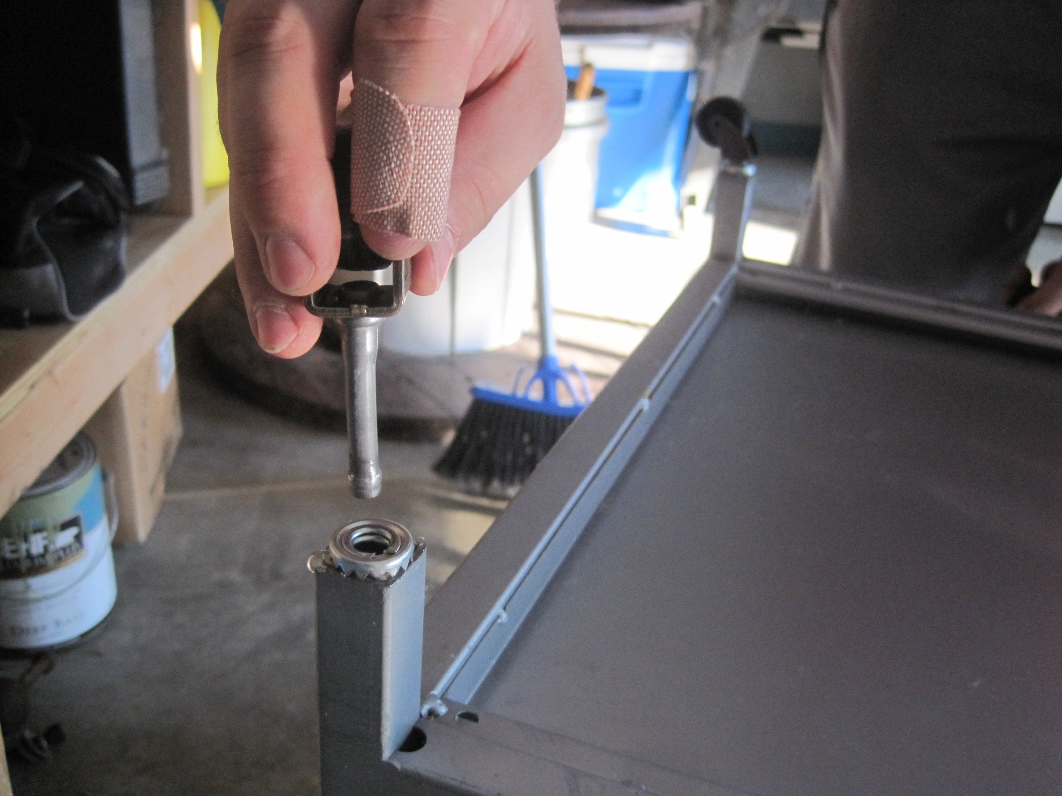 DIwYatt: Rolling Garage Cart - Loving Here